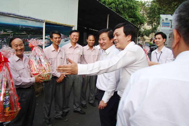 Minister of MOT Ho Nghia Dung paid a working visit to Portcoast ...