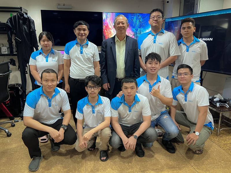 Portcoast welcomes Mr. Pham Van Tai - CEO of THACO Group | PORTCOAST ...
