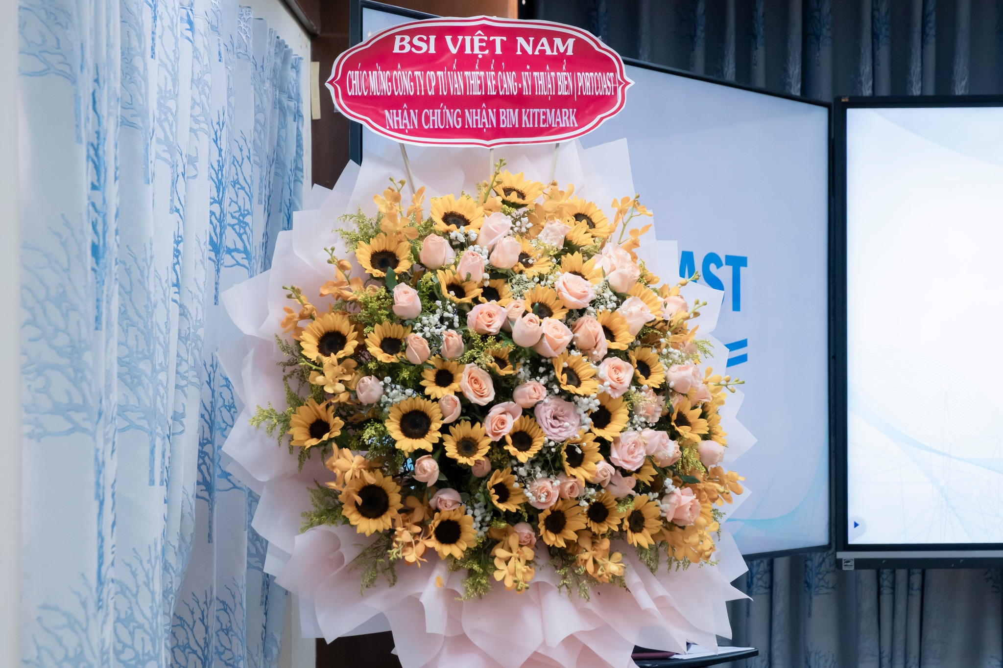 Portcoast awarded Vietnam’s first BSI Kitemark™ for ISO 19650 ...